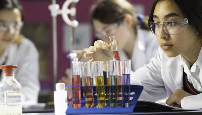 AAQ in Applied Science - Eltham Hill School